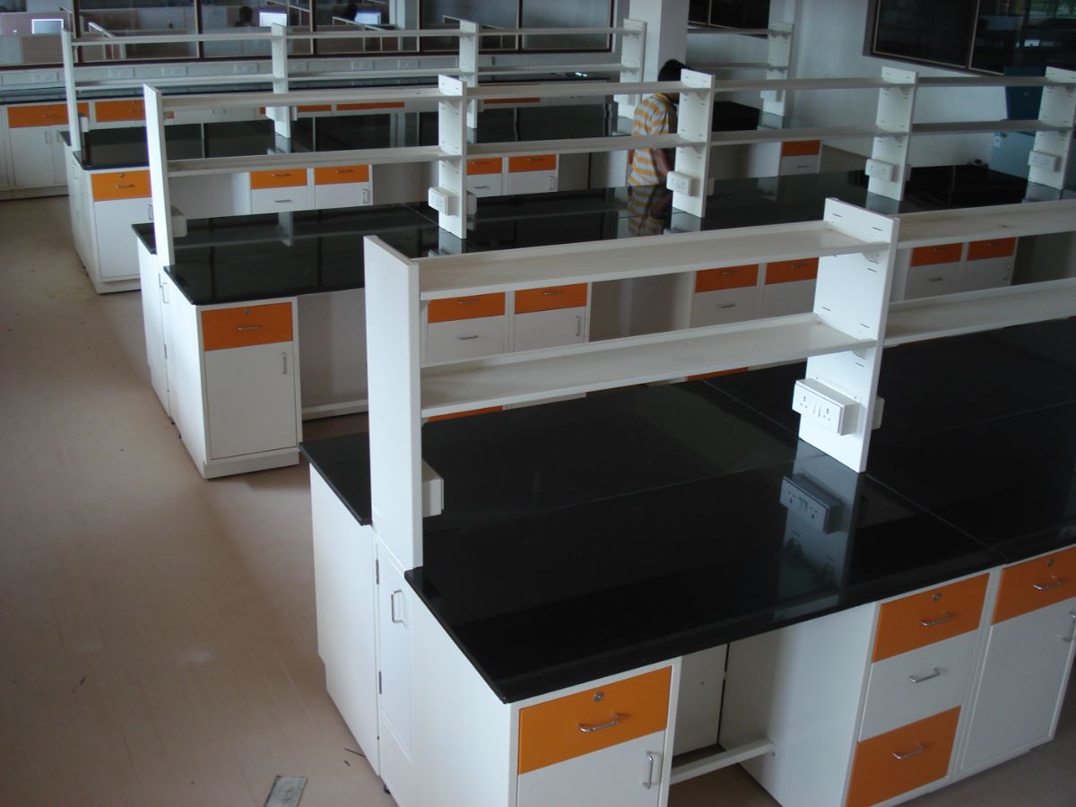 Royal India Offices - Best Lab Tables in Bangalore